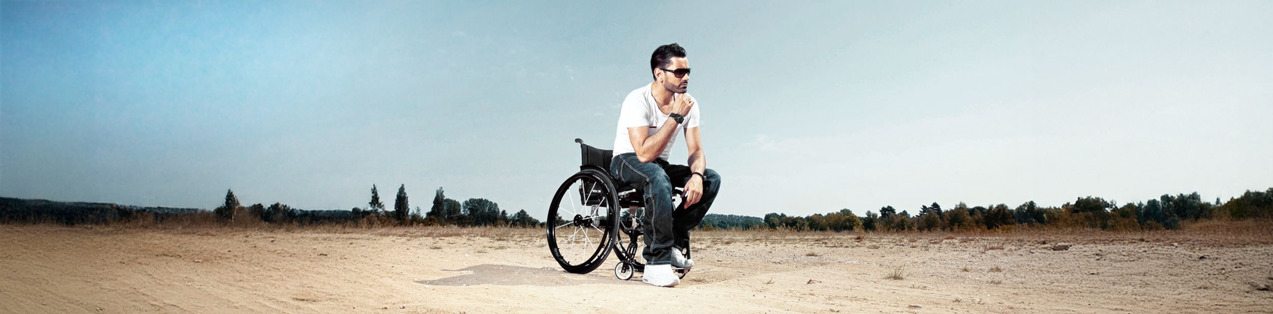 Über Tan - Tan Caglar – Comedian, Schauspieler & Moderator